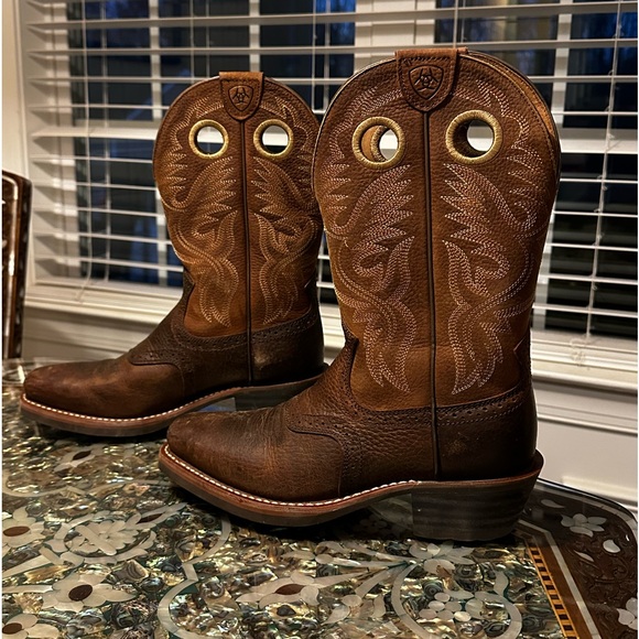 Ariat | Shoes | Artiat Heritage Roughstock Boots | Poshmark